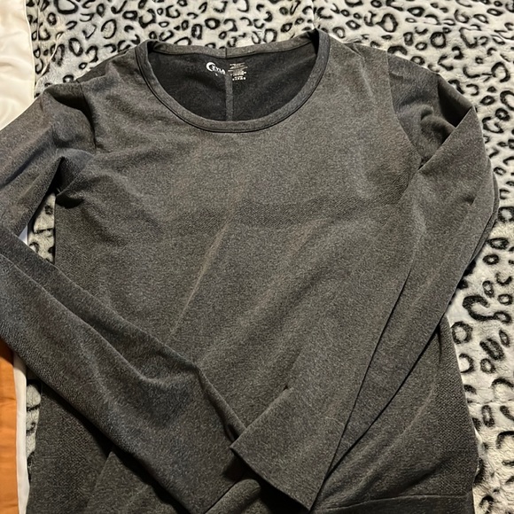 ZYIA | Tops | Zyia Long Sleeve Active Tee | Poshmark